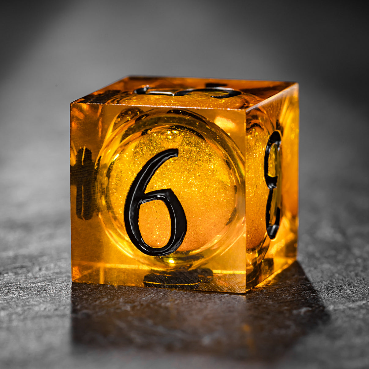 Yellow Sand Liquid Core Resin Bee DnD D&D Dice Set – CrystalMaggie