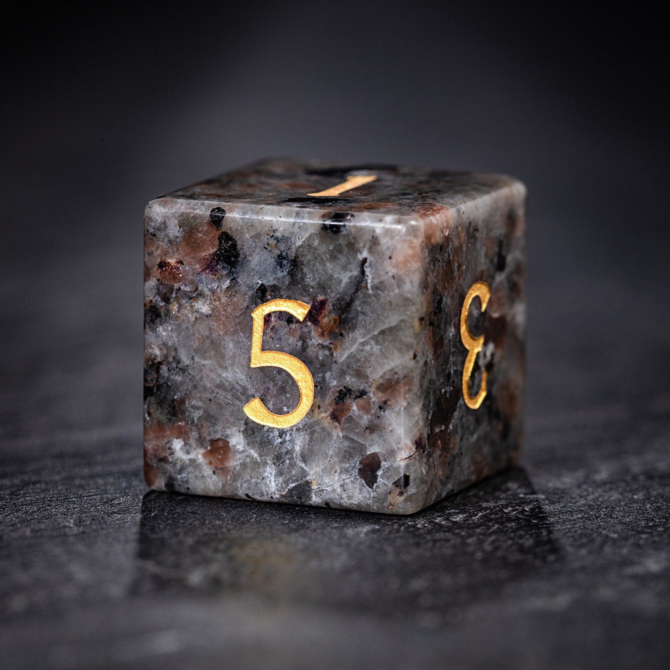Yooperlite UV Reactive Gemstone DnD D&D Dice Chonk D20 – CrystalMaggie